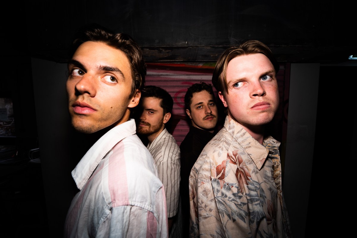 TEN HANDS HIGH – THE SONGBIRD