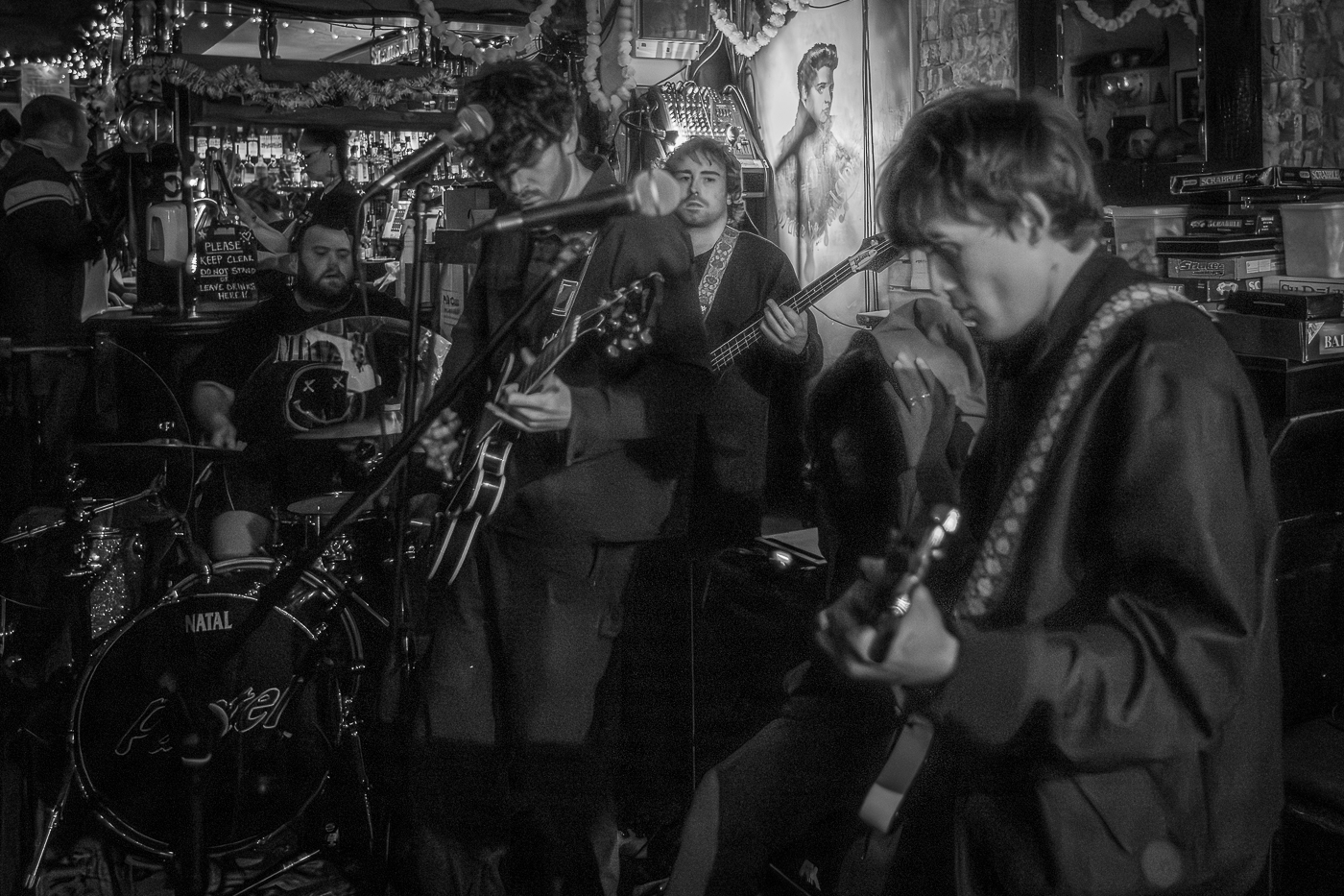 PASTEL – SOULS IN MOTION – ALBUM REVIEW – T H E S O N G B I R D