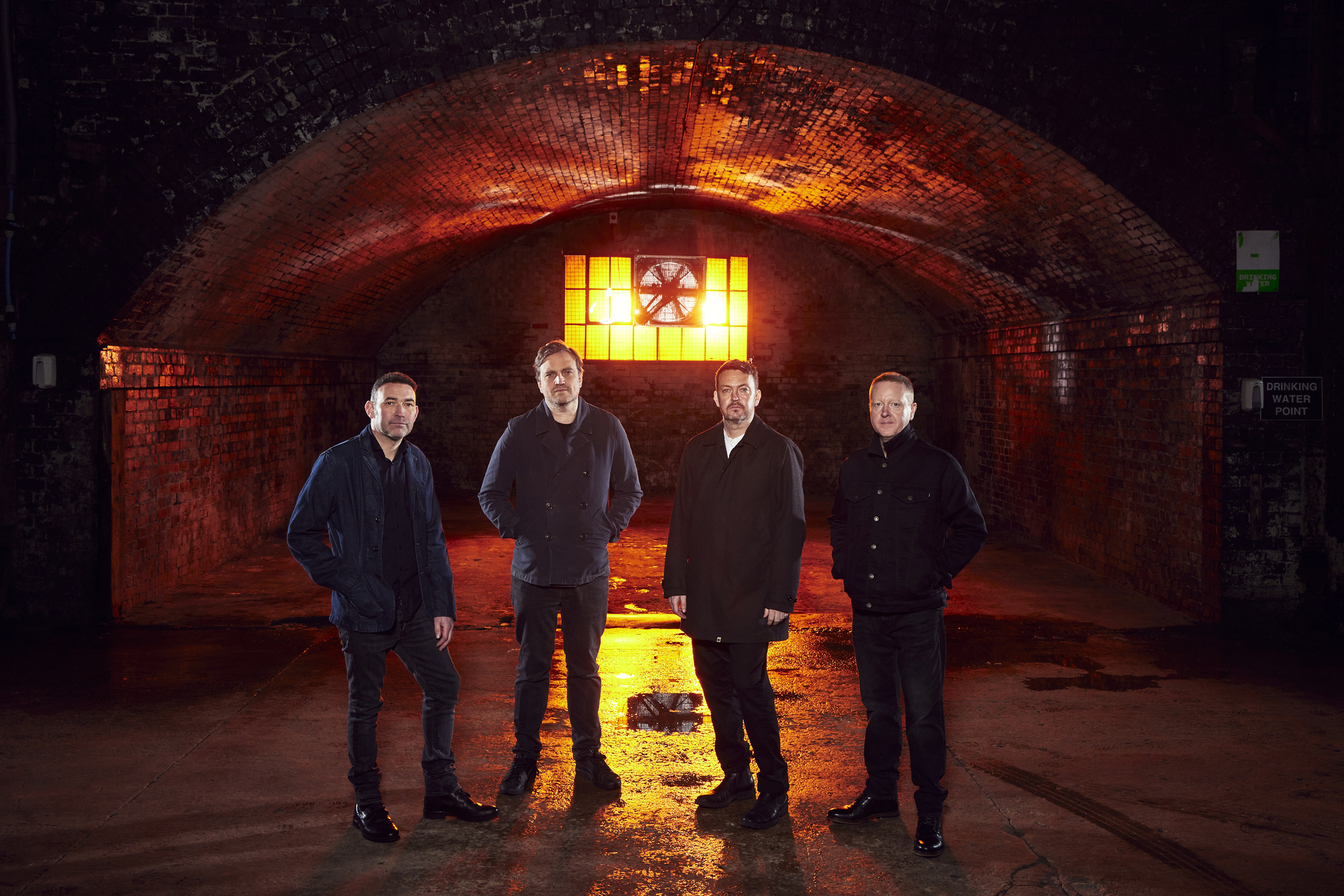 STARSAILOR – LOVE IS HERE – 25TH ANNIVERSARY ‘STRNGS’ TOUR – T H E S O N G B I R D