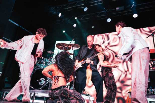 Marcus and Martinus: A Night to Remember in Manchester – T H E S O N G ...